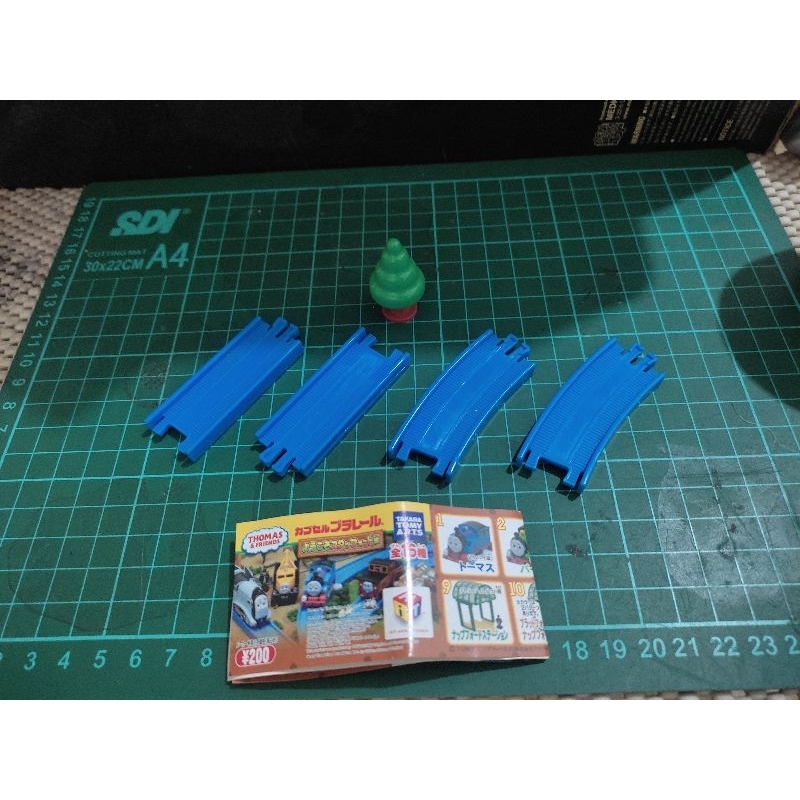 Jual Takara Tomy Capsule Plarail Thomas and friends - Rail and tree set ...