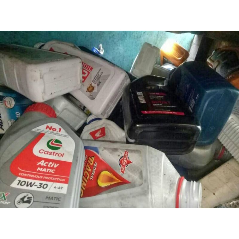 Jual jual botol oli bekas // botol bekas oli (sudah bersih ) | Shopee ...