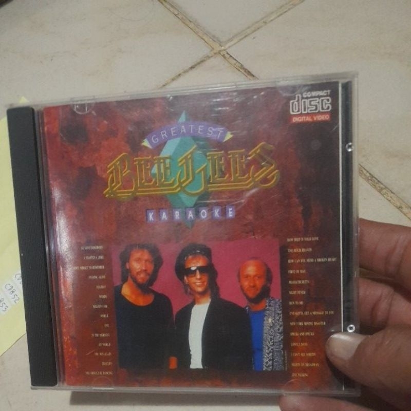 Jual vcd musik greatest bee gees karaoke (CD838) | Shopee Indonesia