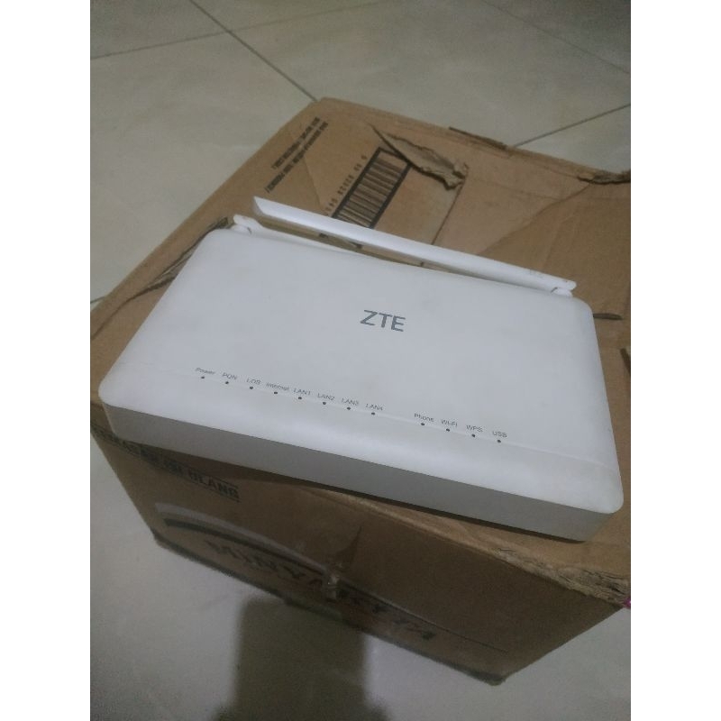 Jual Router ZTE F670L Router Dual Band Port Biru batangan | Shopee ...