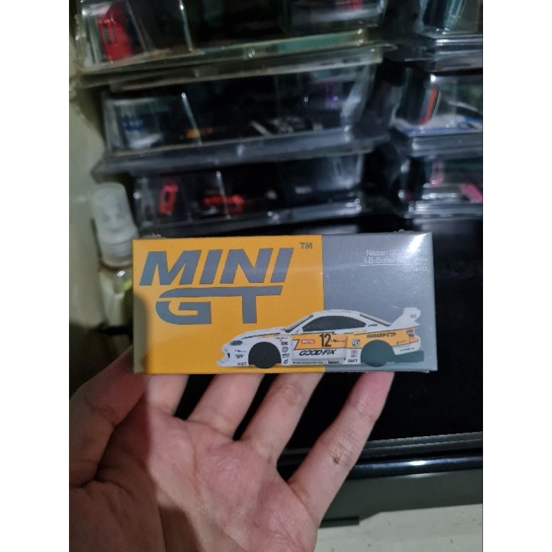 Jual mini gt minigt nissan silvia S15 LB Silhouette Good Fix Garasi ...