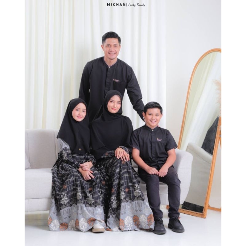 Jual Baju Sarimbit Keluarga Couple Lucky Black Michan baju batik modern ...