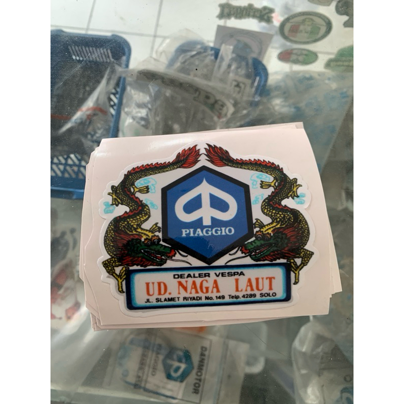 Jual Sticker dealer vespa naga laut | Shopee Indonesia