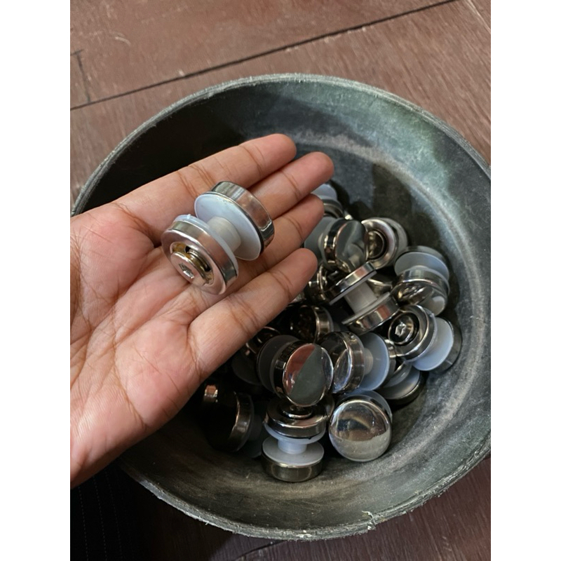 Jual Baut Kaca Stainless/ Baut Penjapit Kaca Tiang Railing Tangga Kaca ...