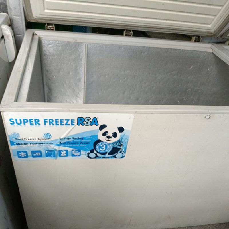 Jual Freezer besar 2 pintu merk Freeze RSA kondisi bagus | Shopee Indonesia
