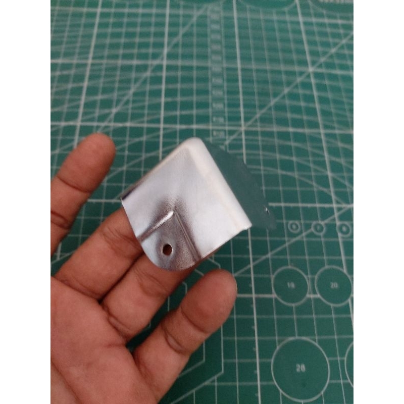 Jual SIKU KOTAK UNTUK BOX HARCASE SOUND SYSTEM TYPE QB 26 HARGA PER 10 ...