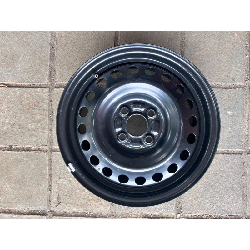 Jual BARANG BARU INKO : Velg Besi Kaleng OEM Honda Mobilio Sienta Ring ...
