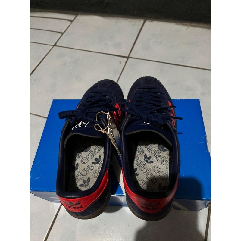 Jual Adidas Sepatu Olahraga Biru | Shopee Indonesia