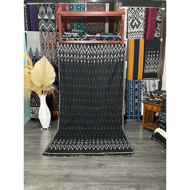 Jual kain tenun blanked tenun sumba tenun Toraja tenun Kalimantan tenun ...