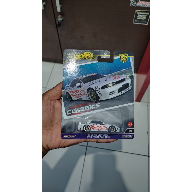 Jual Hot wheels premium r32 pandem | Shopee Indonesia