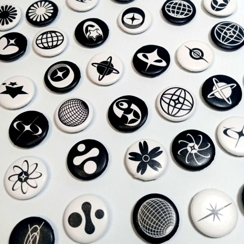Jual PIN BUTTON Y2K GET 5PCS PER PACK | PIN BUTTON | Y2K SHAPE | PIN ...