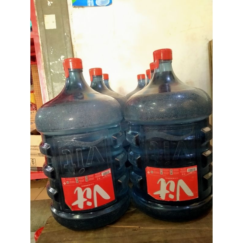 Jual Vit Galon 19liter isi + kosong | Shopee Indonesia