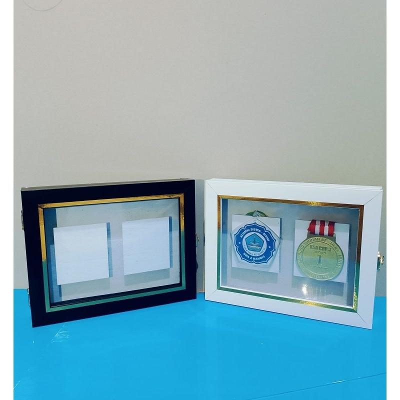 Jual Bingkai Medali 2 Slot Frame 3D / Figura Medali | Shopee Indonesia