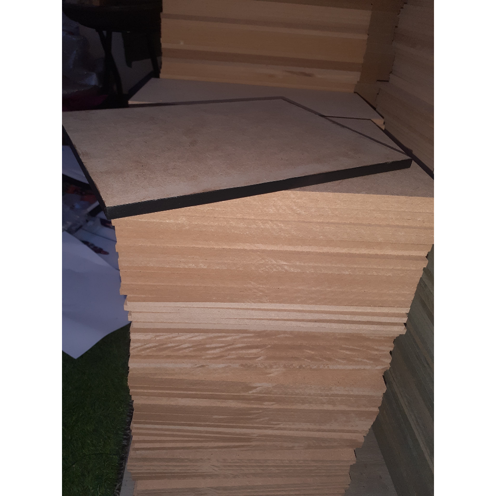 Jual Papan MDF 9mm 20x25cm List Hitam 1muka | Shopee Indonesia