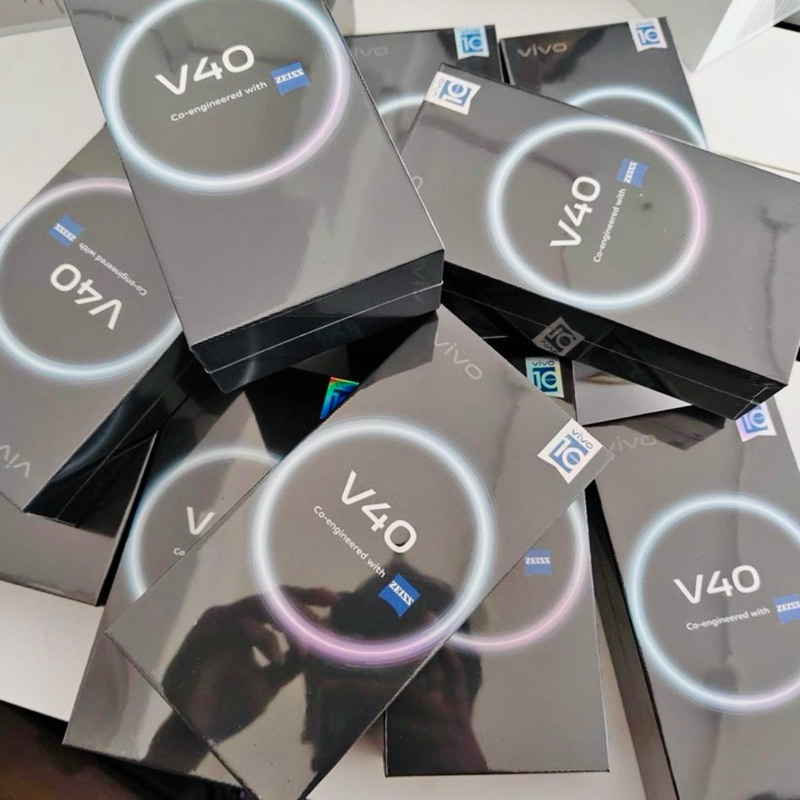 Jual Vivo V40 5G Co-engineered with ZEISS 12/256 GB, New Garansi Resmi Vivo Indonesia | Shopee ...