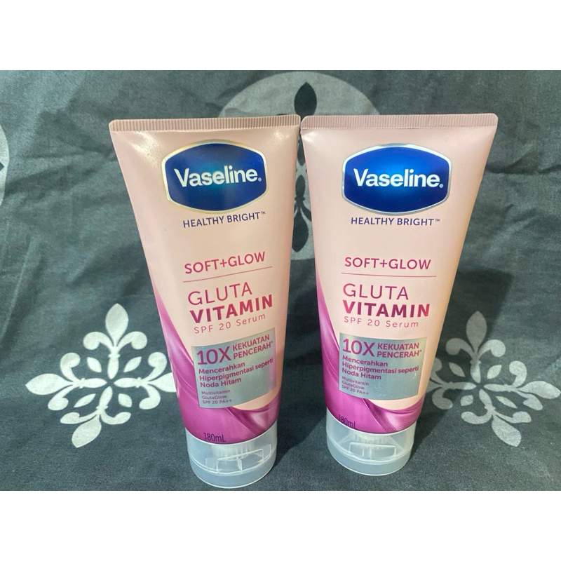 Jual VASELINE SOFT GLOW GLUTA VITAMIN SPF 20 body serum 180 ml | Shopee ...