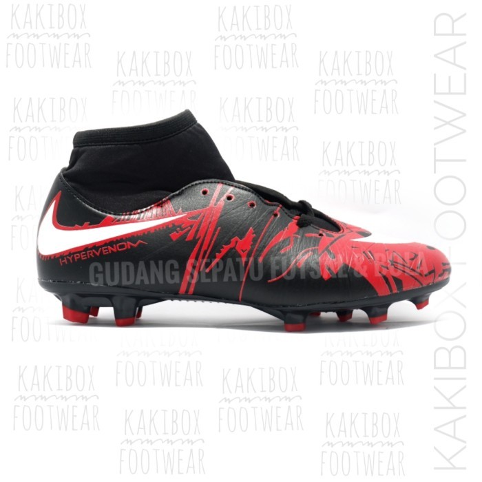 Jual Rekomendasi !! sepatu bola cowok terkini banyak varian warna ...