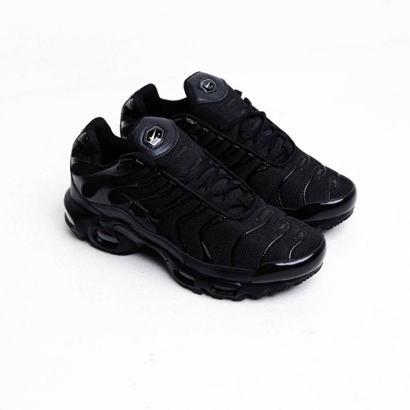 Jual (MATES) Nike Air Max Plus TN All Black | Shopee Indonesia
