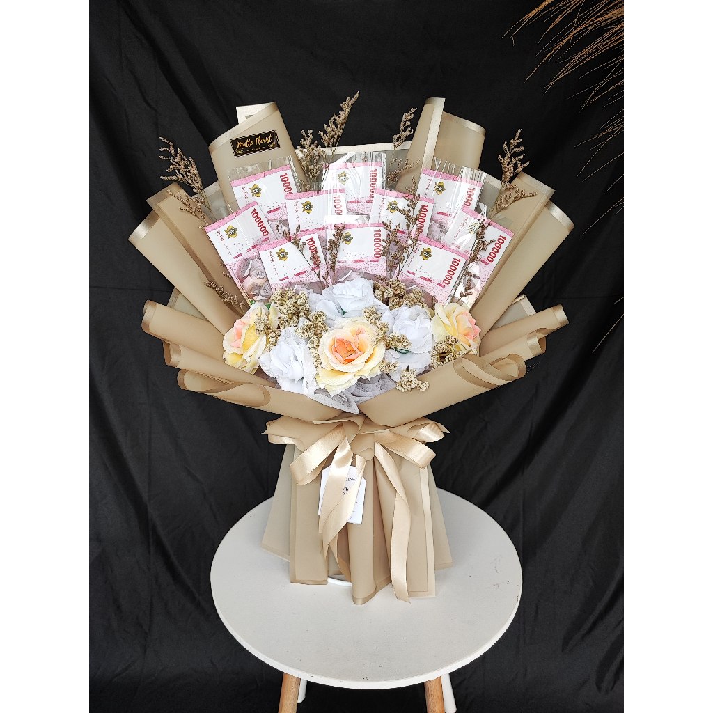 Jual Buket Bunga dengan Uang Mainan Hadiah Unik untuk Wisuda & Momen ...