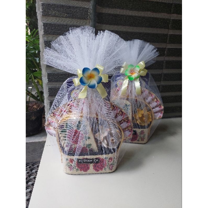 Jual (9) Parcel galungan kuningan / parsel hari raya besar / nyepi ...