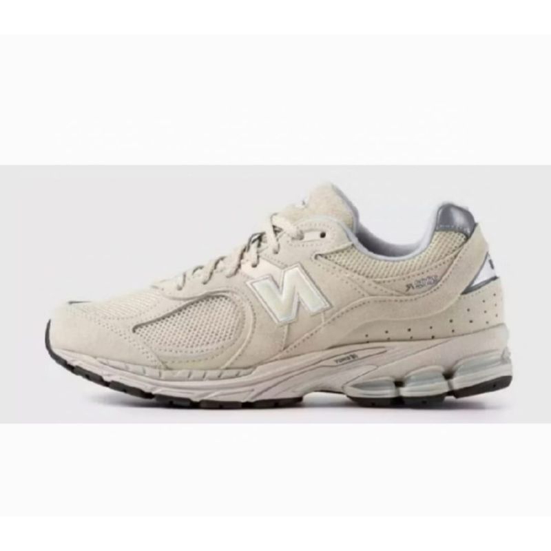 Jual Sepatu NB New Balance 2002r White Sail Beige light Bone BNIB ...