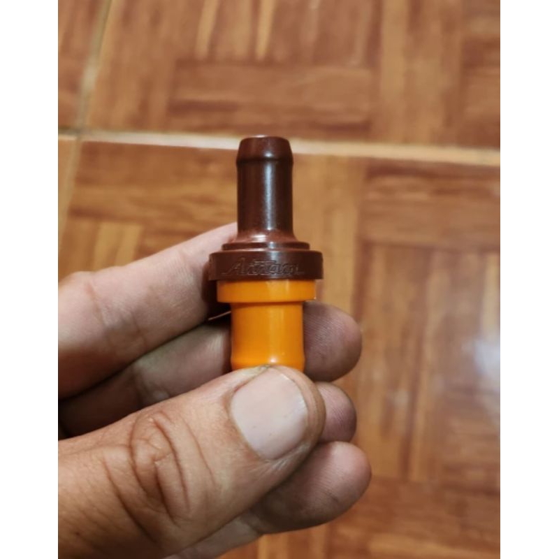 Jual Valve pvc pcv toyota avanza kijang innova fortuner asli 12204 ...