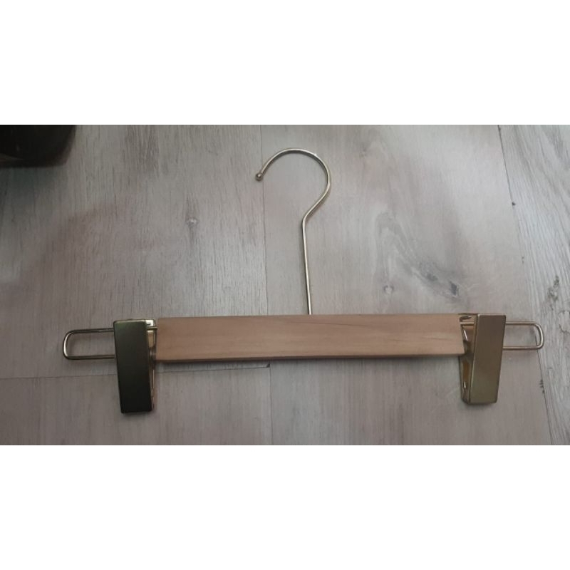 Jual Hanger jepit gold hook bulat 50 pcs | Shopee Indonesia