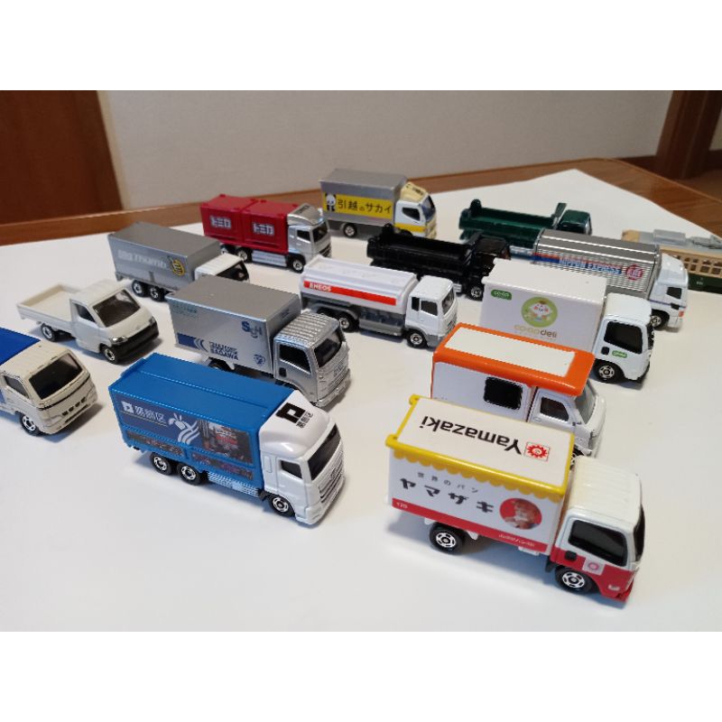 Jual Diecast Tomica Loose Tanpa Box Tomica Bekas Tomica Truck Box