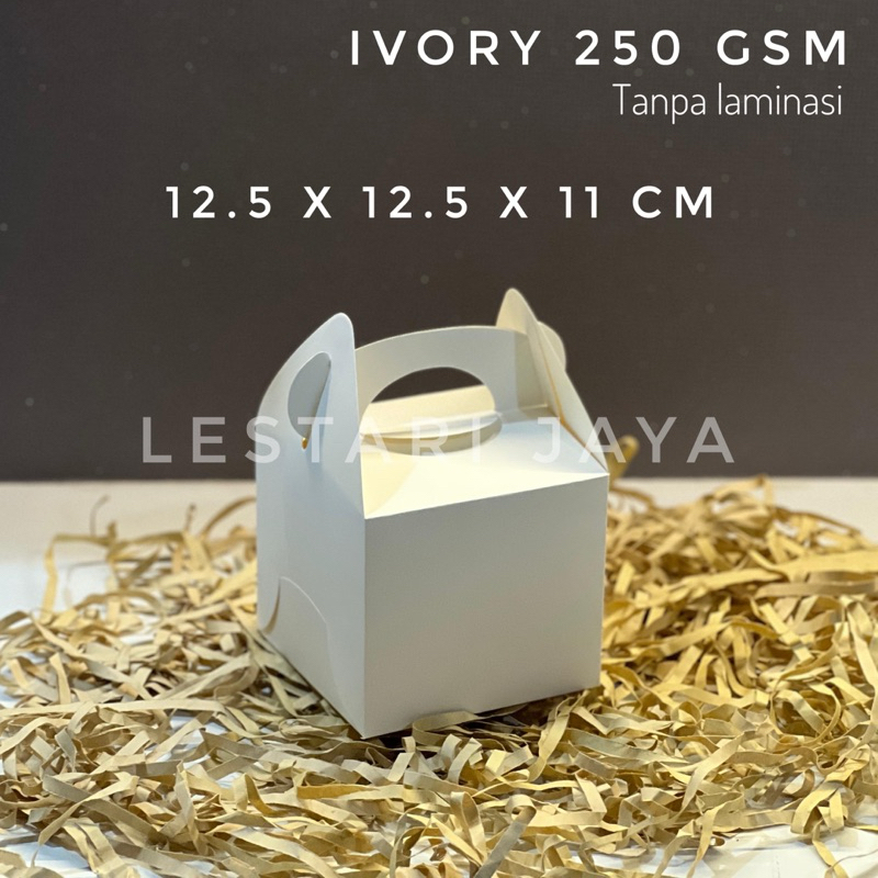 Jual Gable Box Ivory 12.5x12.5x11 cm Gable box tas jinjing box hampers ...