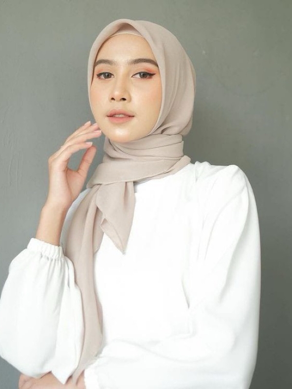 Jual HIJAB SEGI EMPAT PARIS JADUL VARISHA | PARIS JADUL REDROSE | PARIS ...
