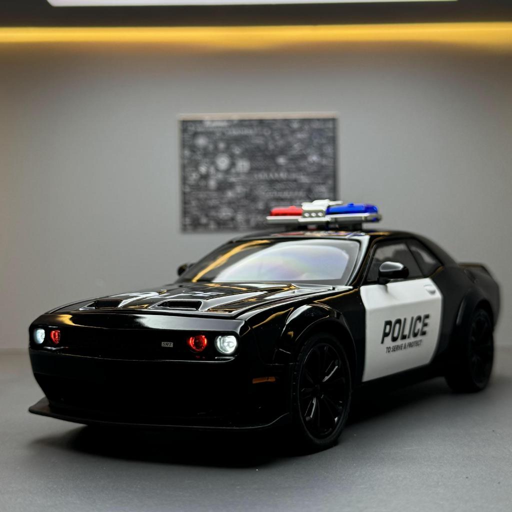 Jual Diecast Police Car Hellcat Dodge Challenger 1:22 cocok buat ...