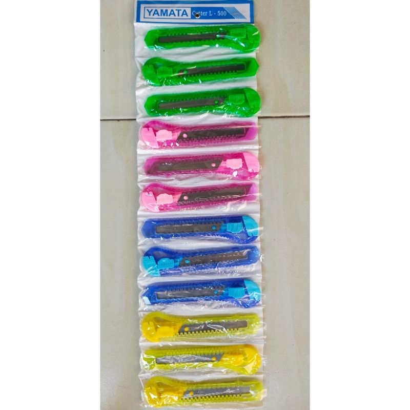 Jual Cutter Besar 1 Renteng Isi 12 pcs | Shopee Indonesia