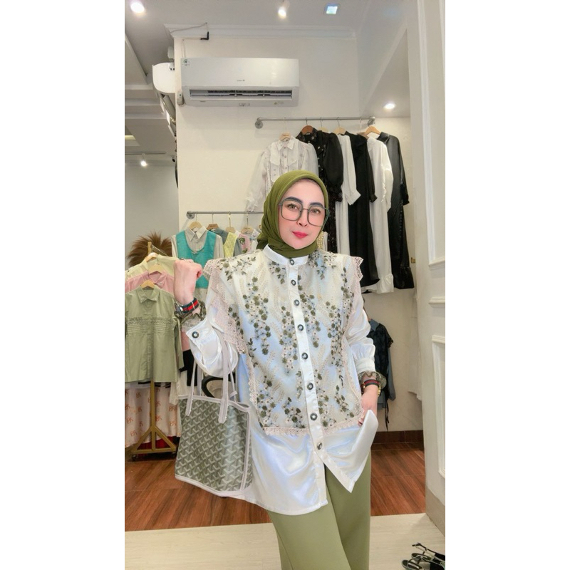 Jual Aleashopp | Rachel blouse ALS | ootd kemej by aleashopp | kemeja flowers kece | Shopee ...