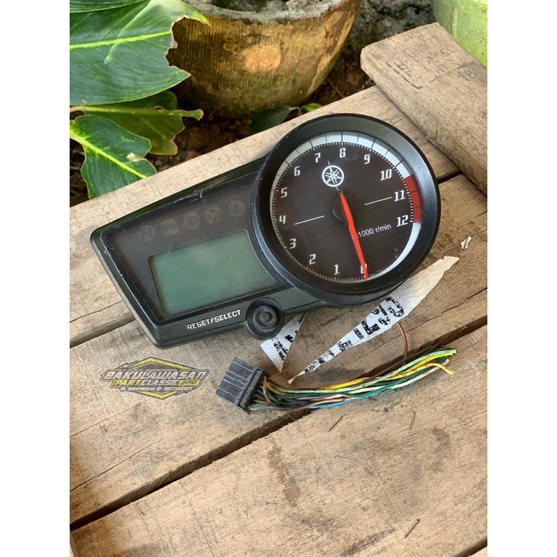 Jual Spidometer speedometer kilometer Yamaha R15 V2 Old lama original ...