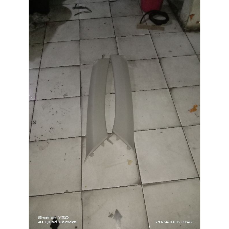 Jual Cover pilar kaca depan Toyota Altis 2008-2013 original | Shopee ...