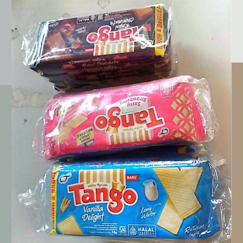 Jual Tango Wafer Renceng 16gr isi 10pc | Shopee Indonesia
