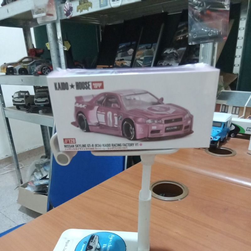 Jual MINI GT KAIDO HOUSE NISSAN SKYLINE GTR R34 PINK SEALED SEGEL ...