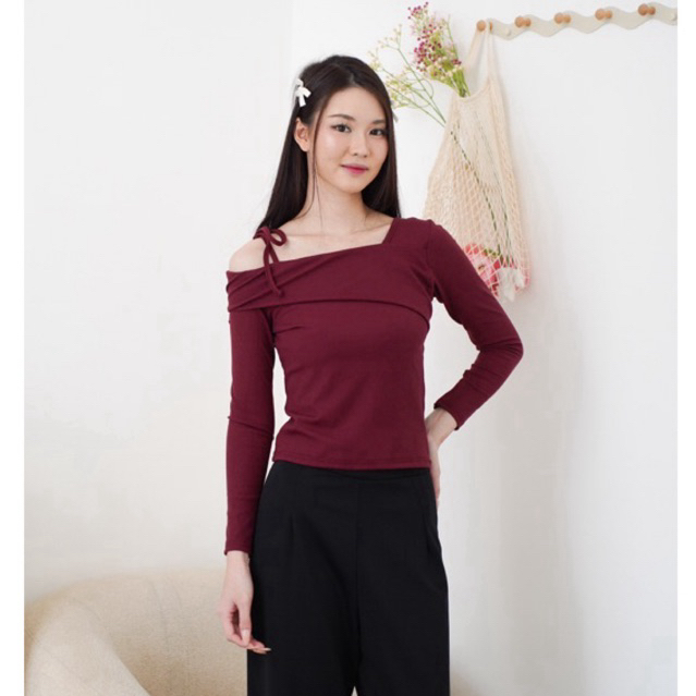 Jual Lollybelle - Zora Coquette Bowie and Knit One Shoulder Top ...