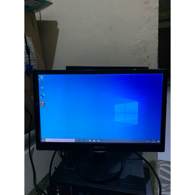 Jual monitor mines garis halus layak Pakai merek random 15,16,17 inchi ...