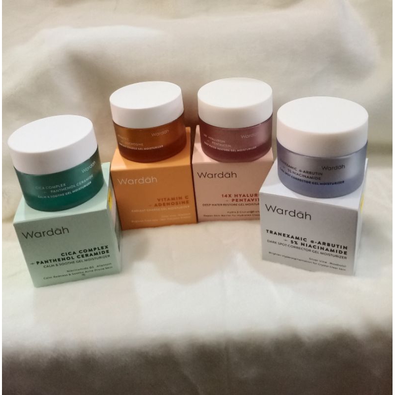 Jual Wardah Gel Moisturizer 30g-Tranexamic Alpha Arbutin, Cica Complex ...