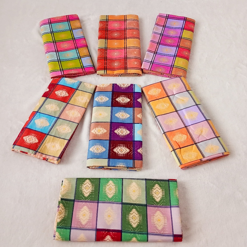 Jual KODE D24B Sarung Bugis Makassar Kotak Kadei Tenun Sengkang KDI15 ...