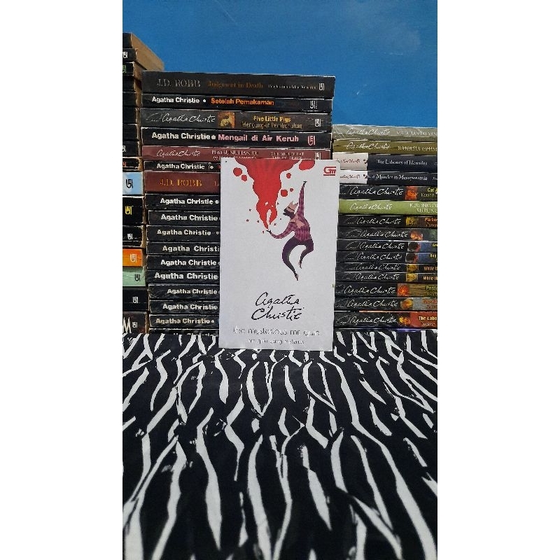 Jual Agatha Christie : The Mysterious Mr. Quin (Mr. Quin yang Misterius ...