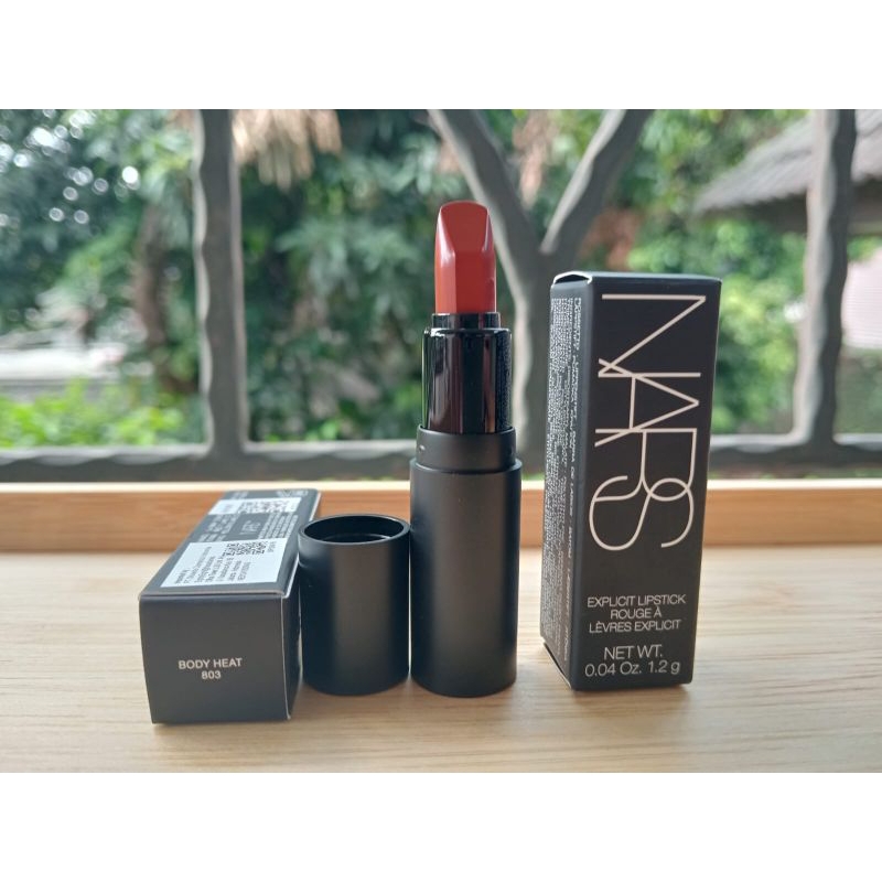 Jual NARS Explicit Lipstick Body Heat 803 1,2g | Shopee Indonesia