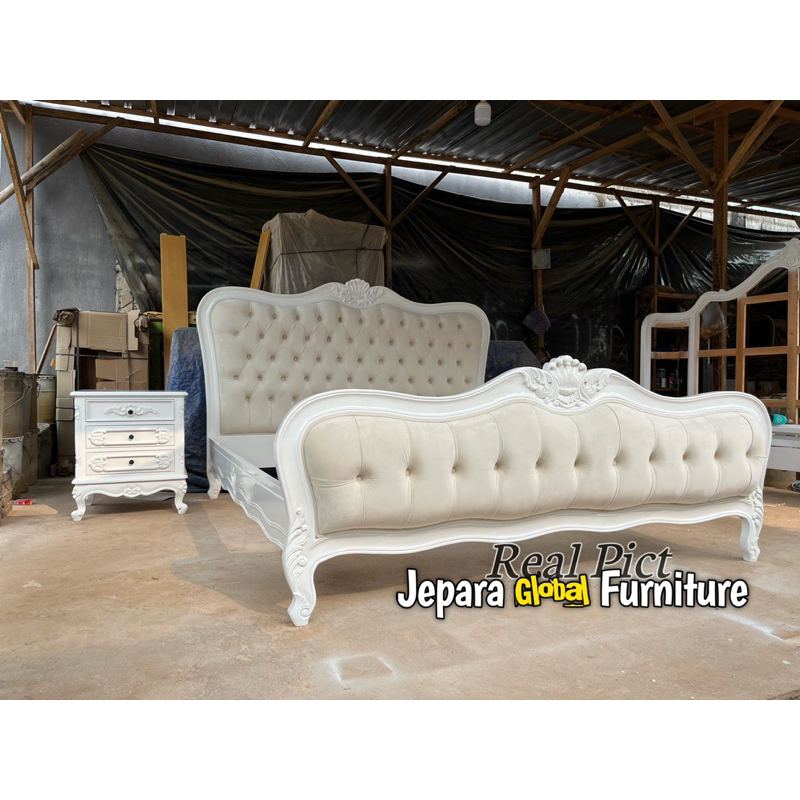 Jual REAL PICT !! Dipan Tempat Tidur Natalie Ukir Duco Ivory - Divan ...