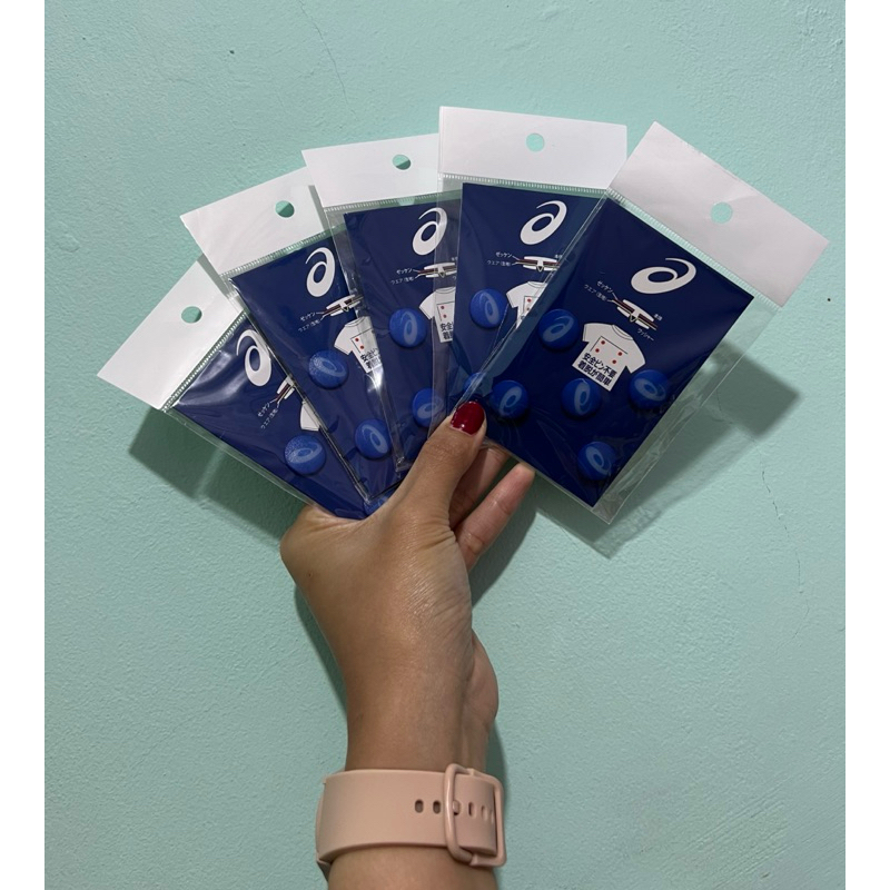 Jual ASICS BIB Holder (safety pins for BIB) | Shopee Indonesia