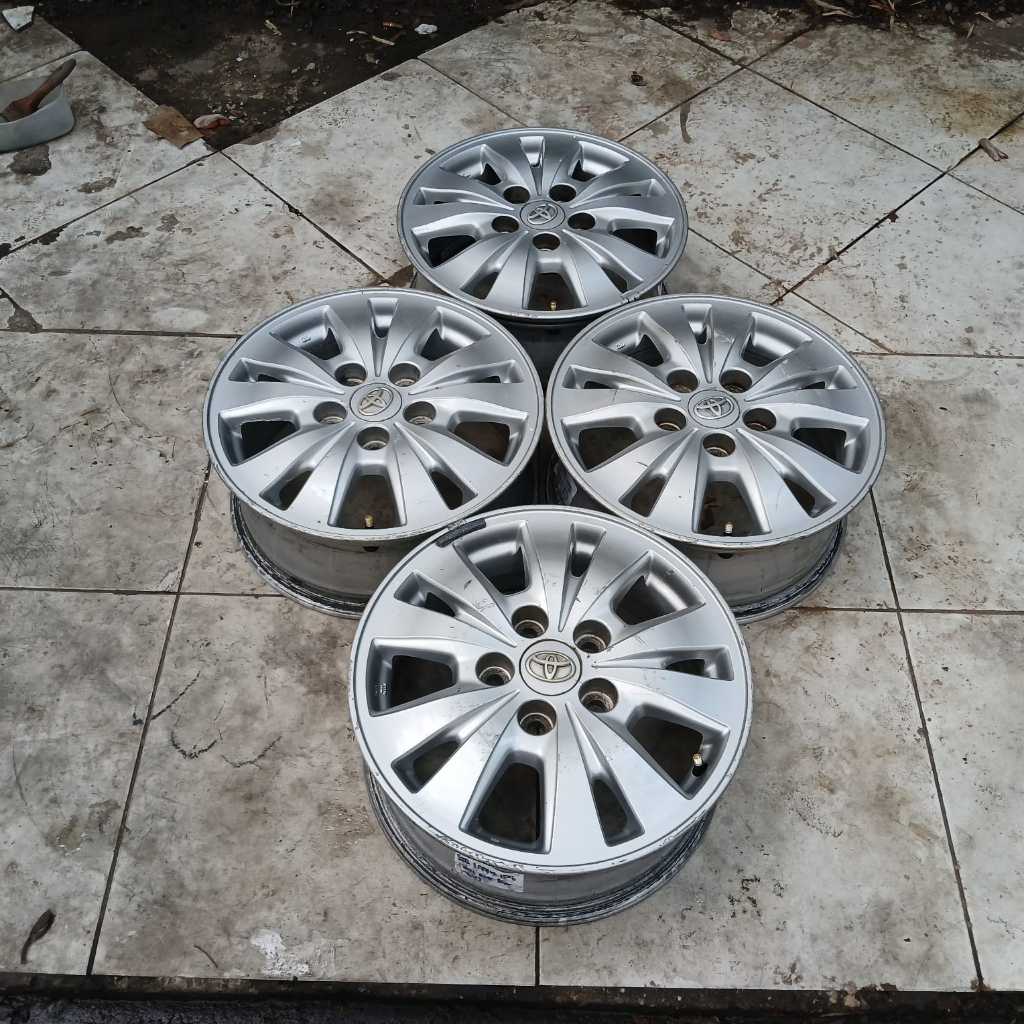 Jual Velg Murah Copotan Toyota Innova Ring 15 Pcd 5x114.3 | Shopee ...
