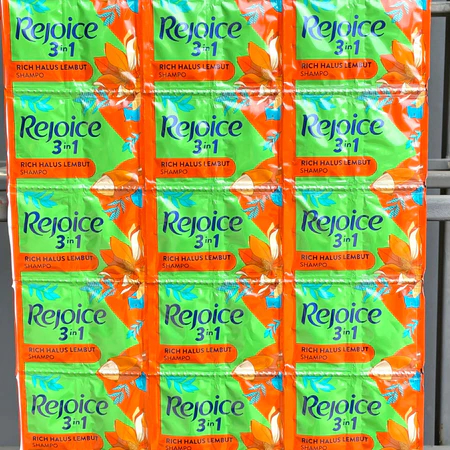 Jual Rejoice RENCENG Shampoo Rich Halus Lembut Sachet 12X10gr | Shopee ...