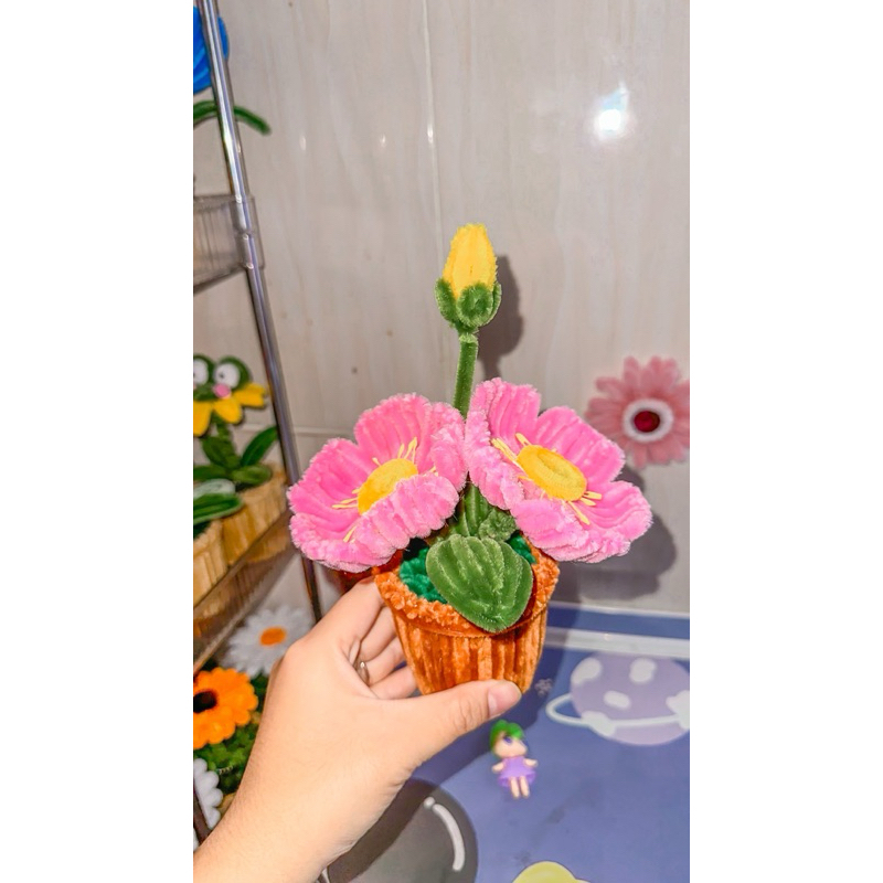 Jual bunga pot kawat bulu(pipe cleaner flower) | Shopee Indonesia