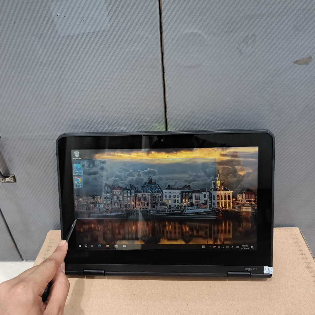 Jual Lenovo Thinkpad Yoga 11e, Flip, Touchscreen, 2 In 1, #DualCam, # ...
