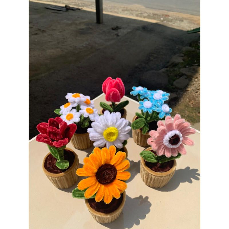 Jual Bunga pot kawat bulu | bunga pot estetik minimalis | kado ulang ...